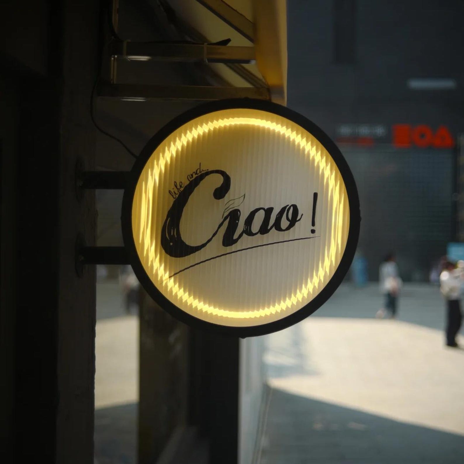 Custom LED Blade Sign - Double Sided Outdoor Business Sign, 3D ...