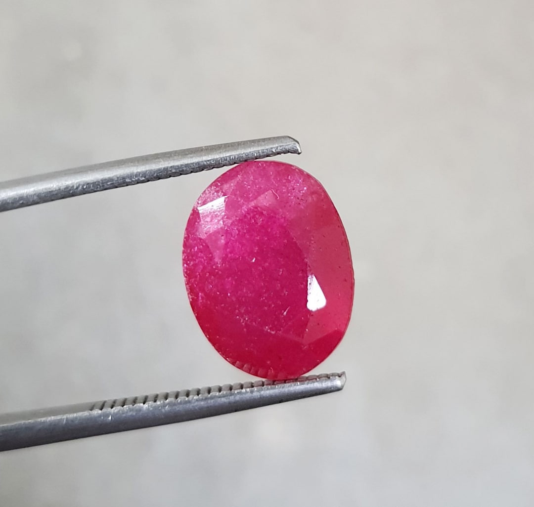 5.55 Ct Glorious Burma Red Ruby Gems Oval Cut AAA Quality Dyed Quartz ...