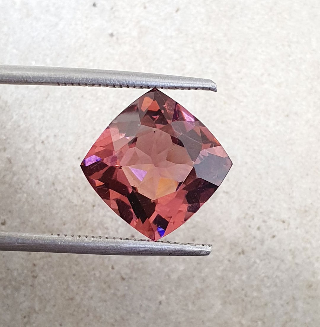 10.75 Ct Flawless Purplish Pink Spinel Gemstone Cushion Cut AAA Quality ...