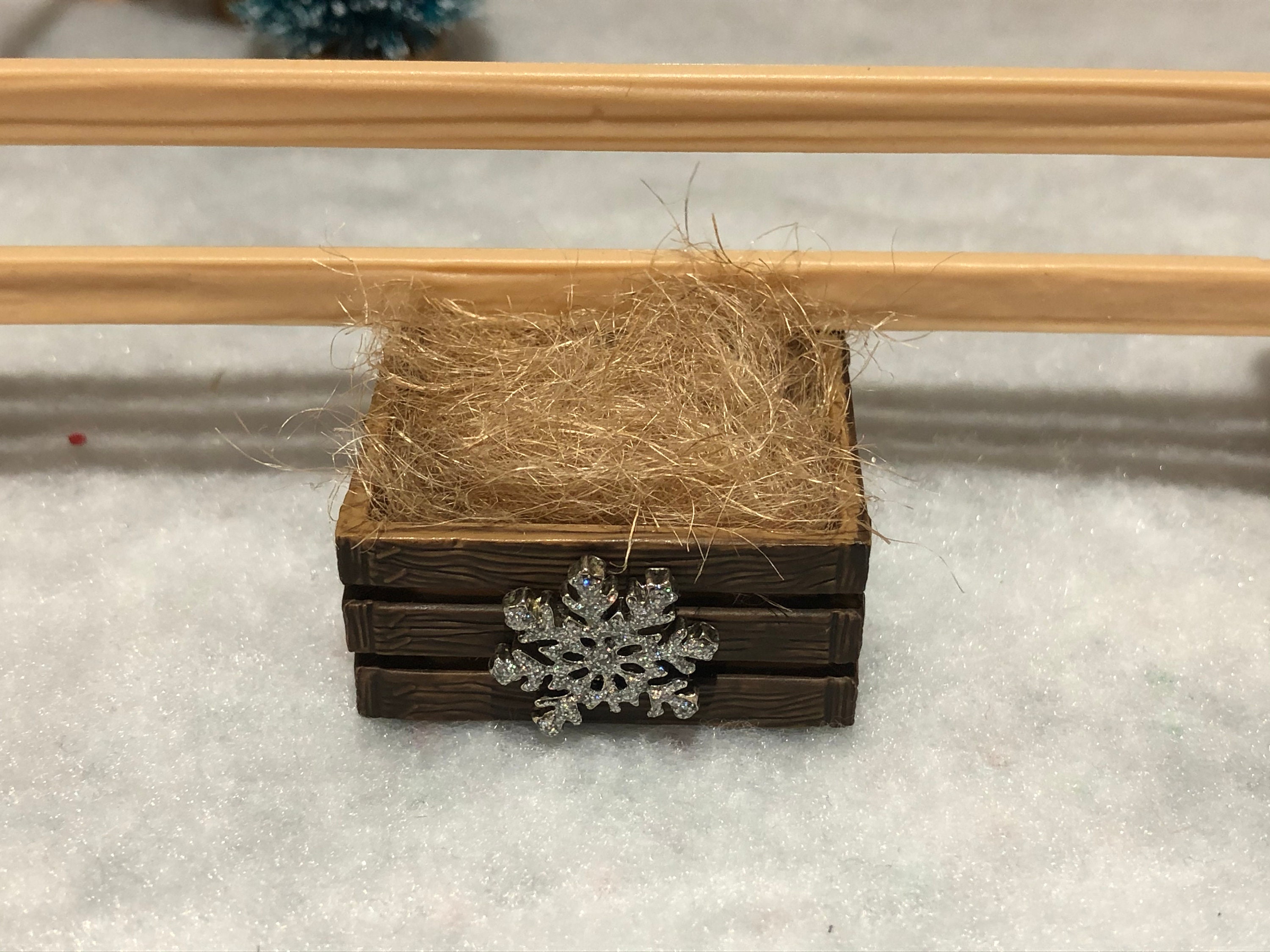 Schleich Snowflake Crate With Hay - Etsy