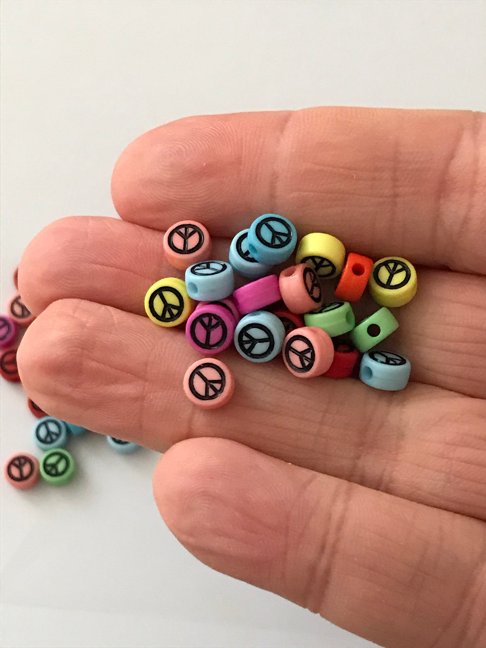 100 Opaque Mixed Colour Acrylic Peace Sign Beads 7mm - Etsy UK