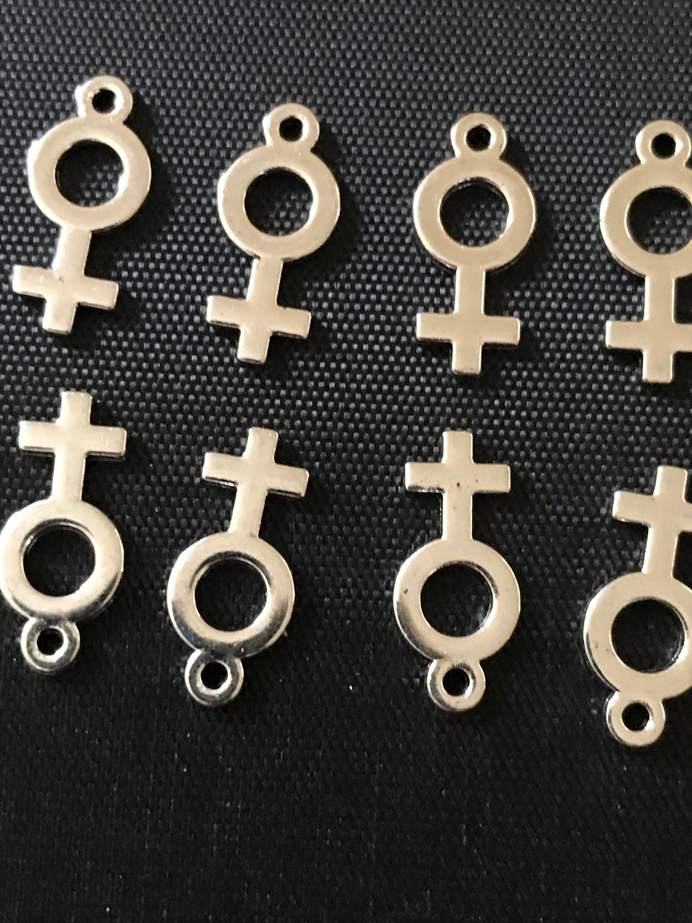 10 Antique Silver Colour Female Gender Symbol Charms 18mm X | Etsy