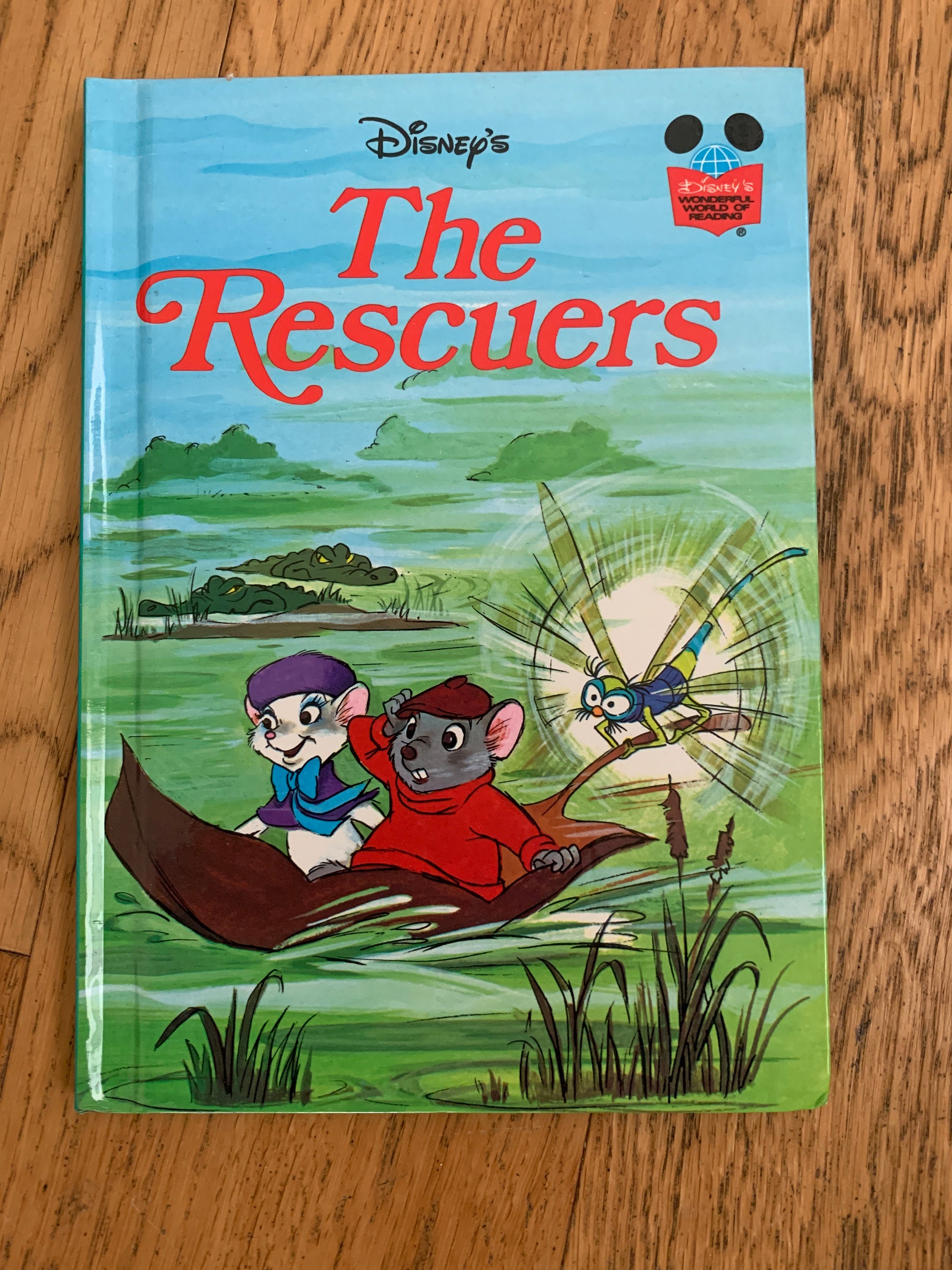 THE RESCUERS: DISNEY Vintage Classic Board Book, 1977 Great Condition ...