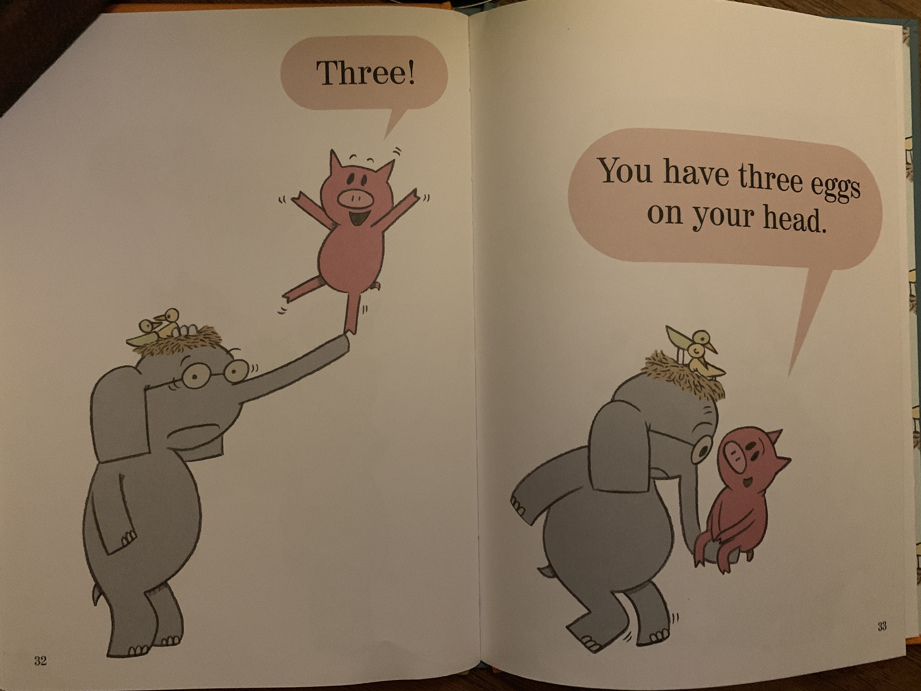 There's A Bird on Your Head FIRST EDITION Mo Willems an Elephant ...