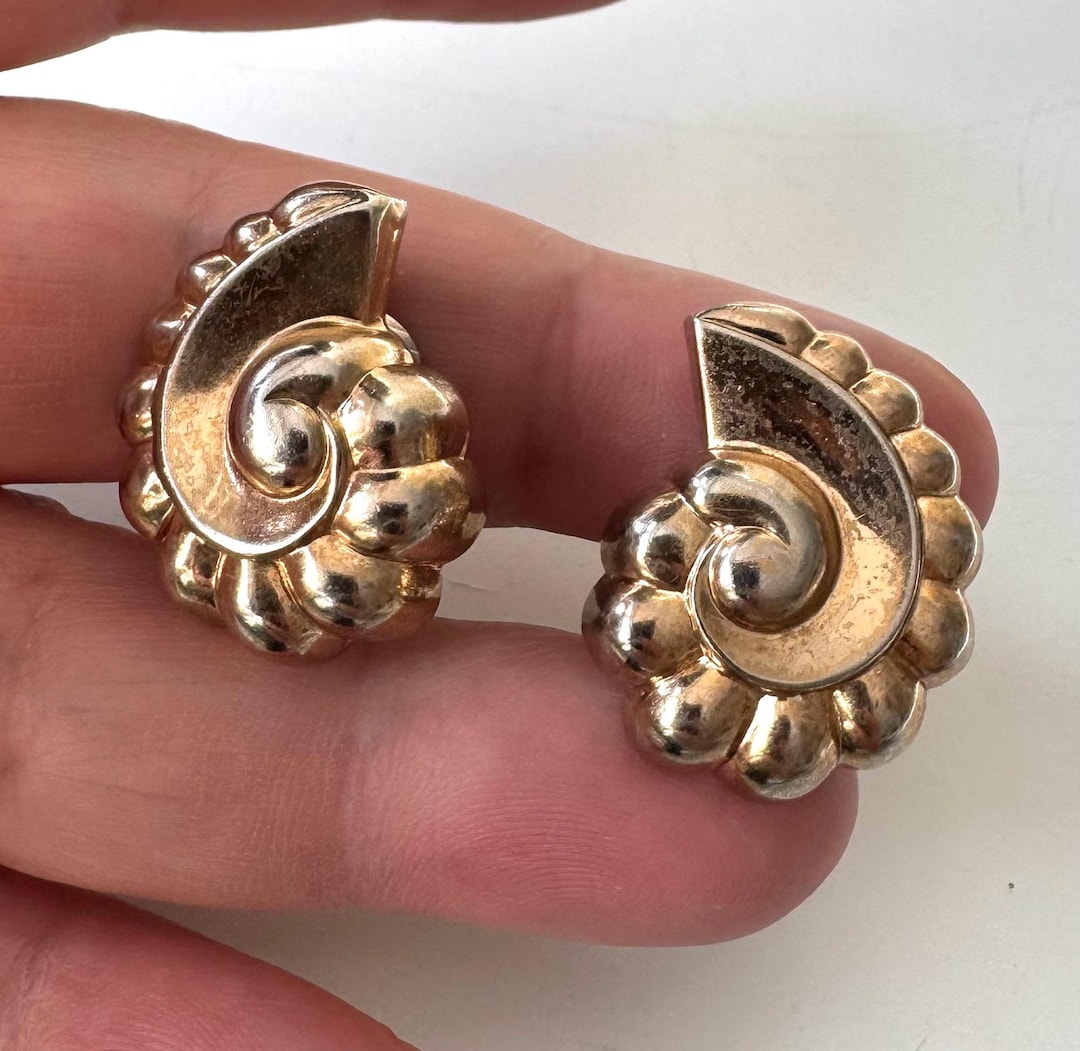 Vintage Coro Pend Pat Ear Clips – Gold-colored Costume Jewelry With ...