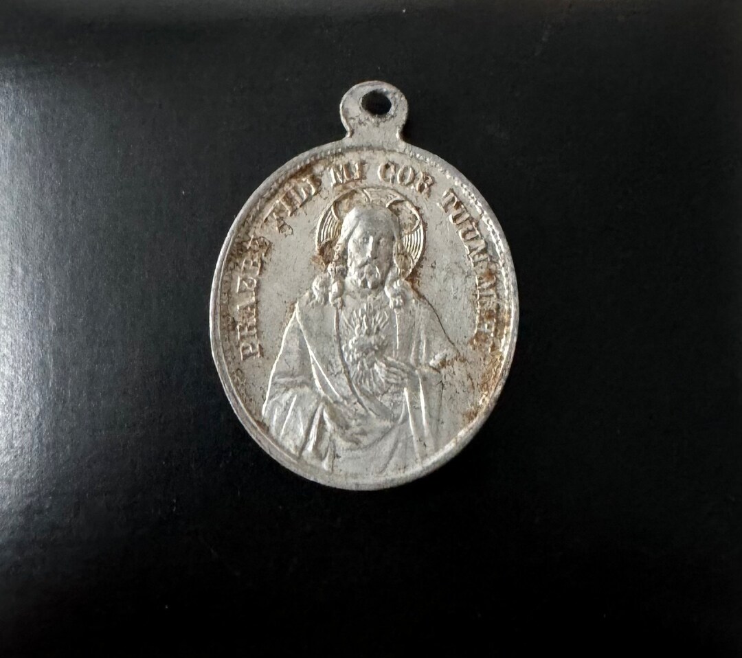 Old Pilgrim Pendant - Regina Sacri Scapularis! - Etsy