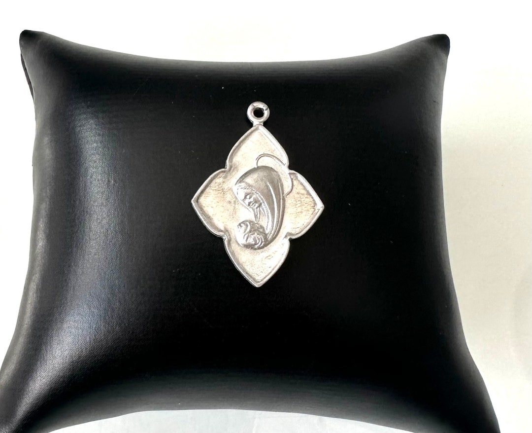 Vintage Pendant Image of the Virgin Mary Protection Pendant! - Etsy