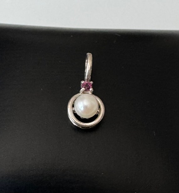 835 silver pendant with ruby and pearl! - Gem