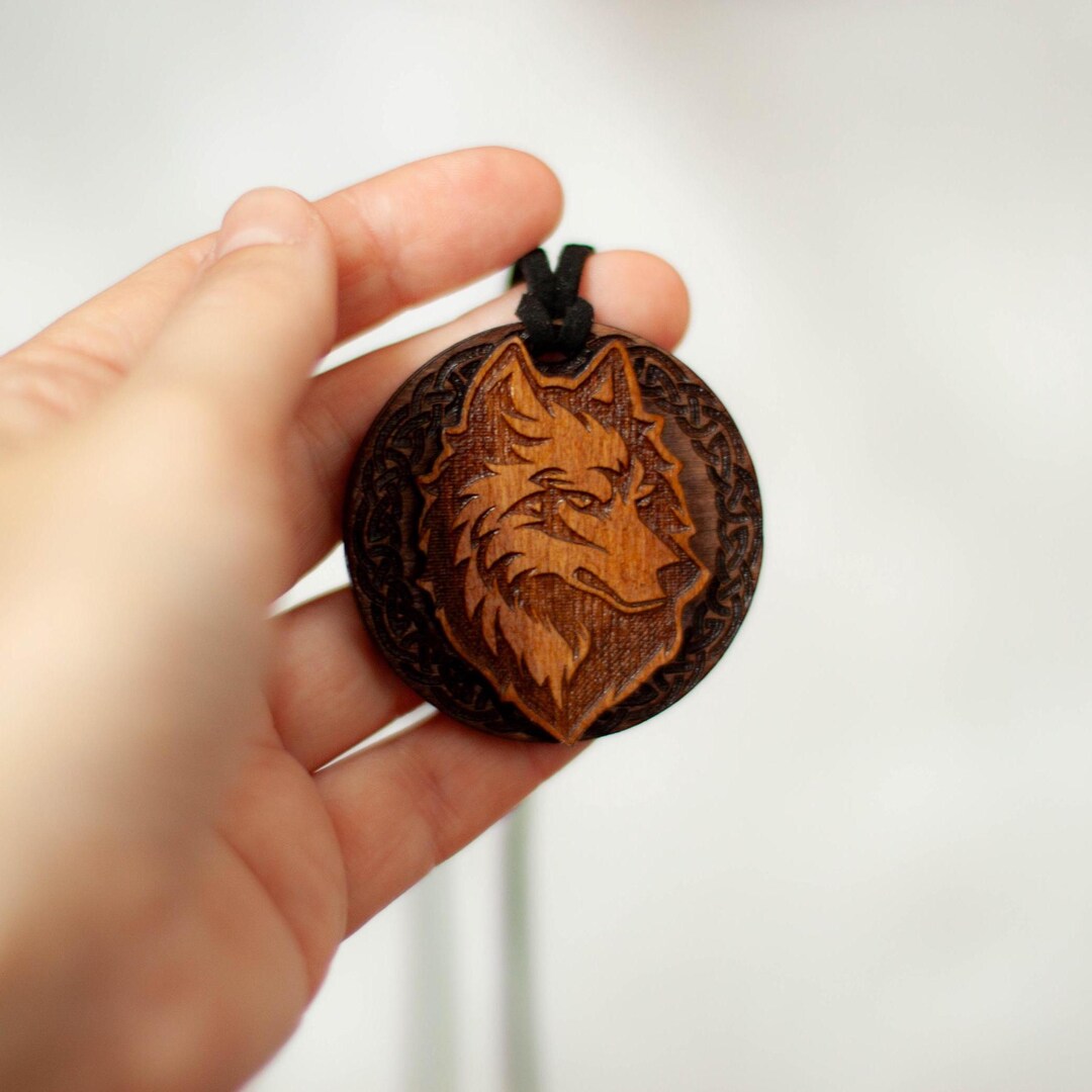 Wolf Pendant, Totem Spirit Animal, Celtic Amulet, Viking Necklace ...