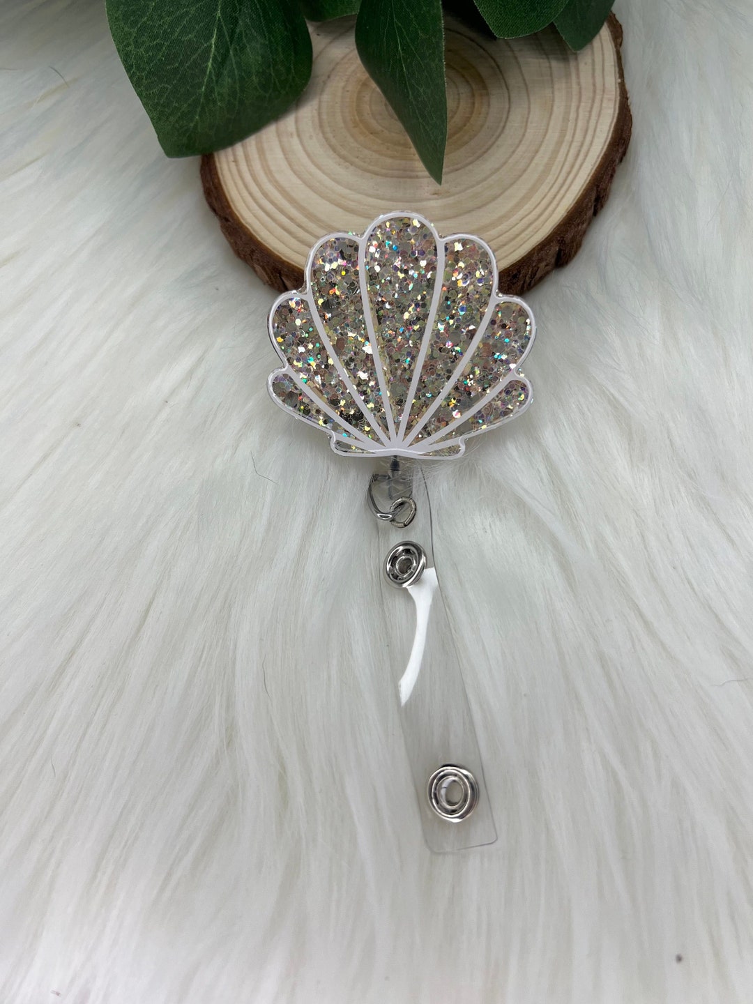 Summer Seashell Badge Reel--clamshell Badge Reel-summer Badge Reel ...