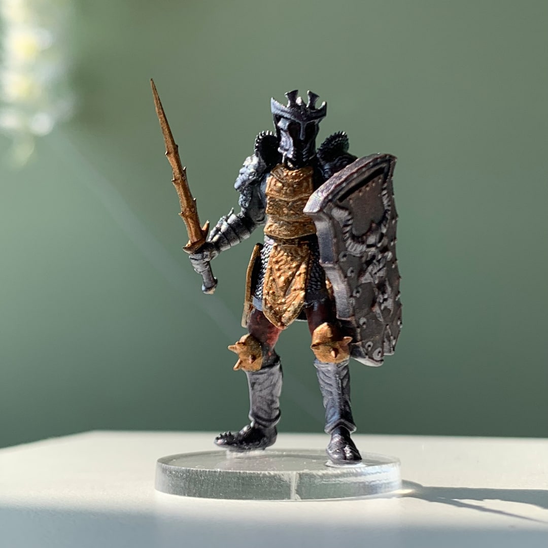 Helmed Horror, Miniature for Dungeons and Dragons by Mz4250 - Etsy