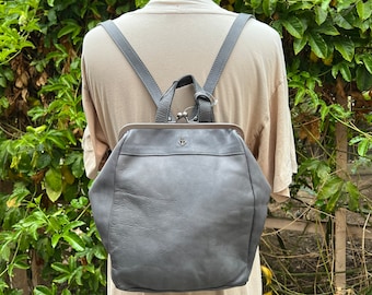 Kiss Backpack - Etsy