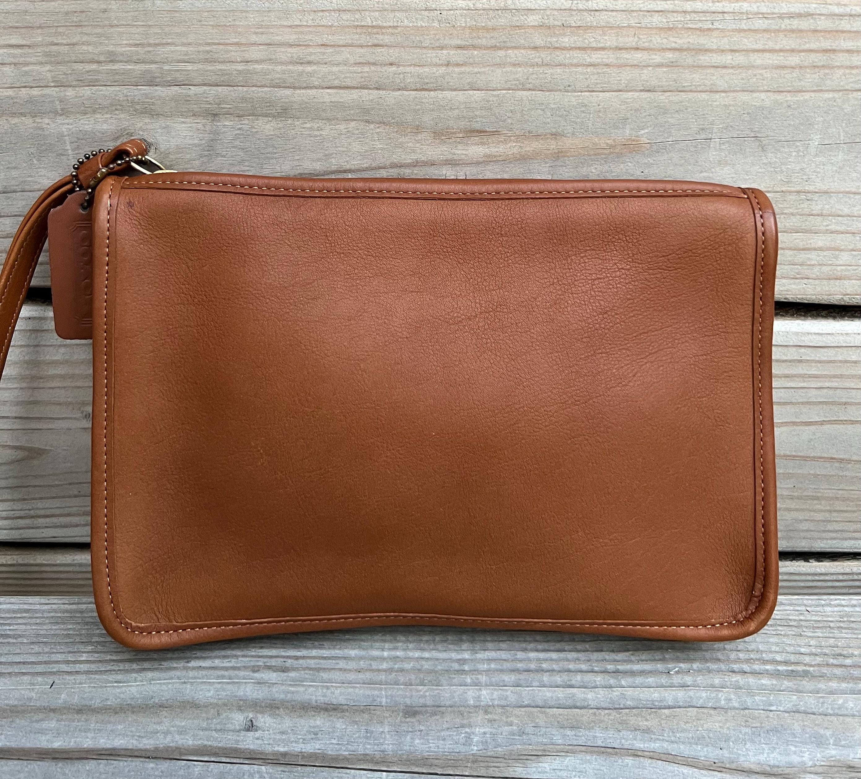 New 80s Vintage Coach Zip Top Carry All Leather Clutch 9972 New 80s Vintage Coach Zip Top Carry All Leather Clutch 9972