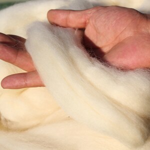 4.4 Lb on Sale Wool Roving, Roll Un-dyed White Wool Top Fiber Spinning ...