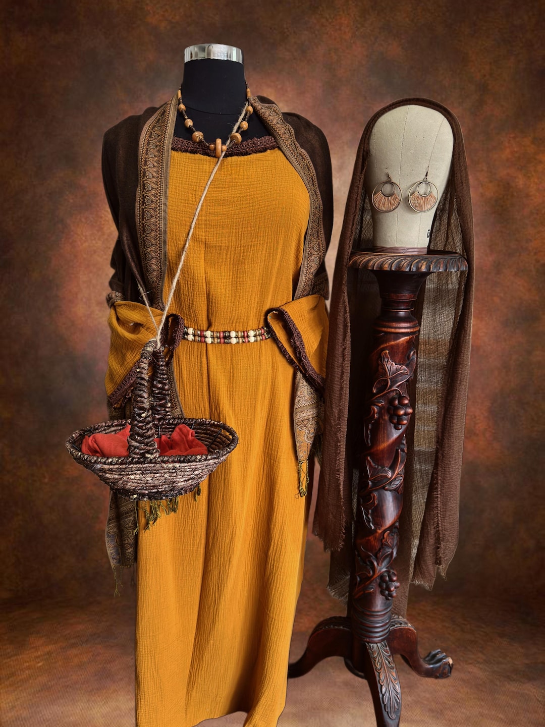 124 Custom Order - the Chosen Costume - Etsy