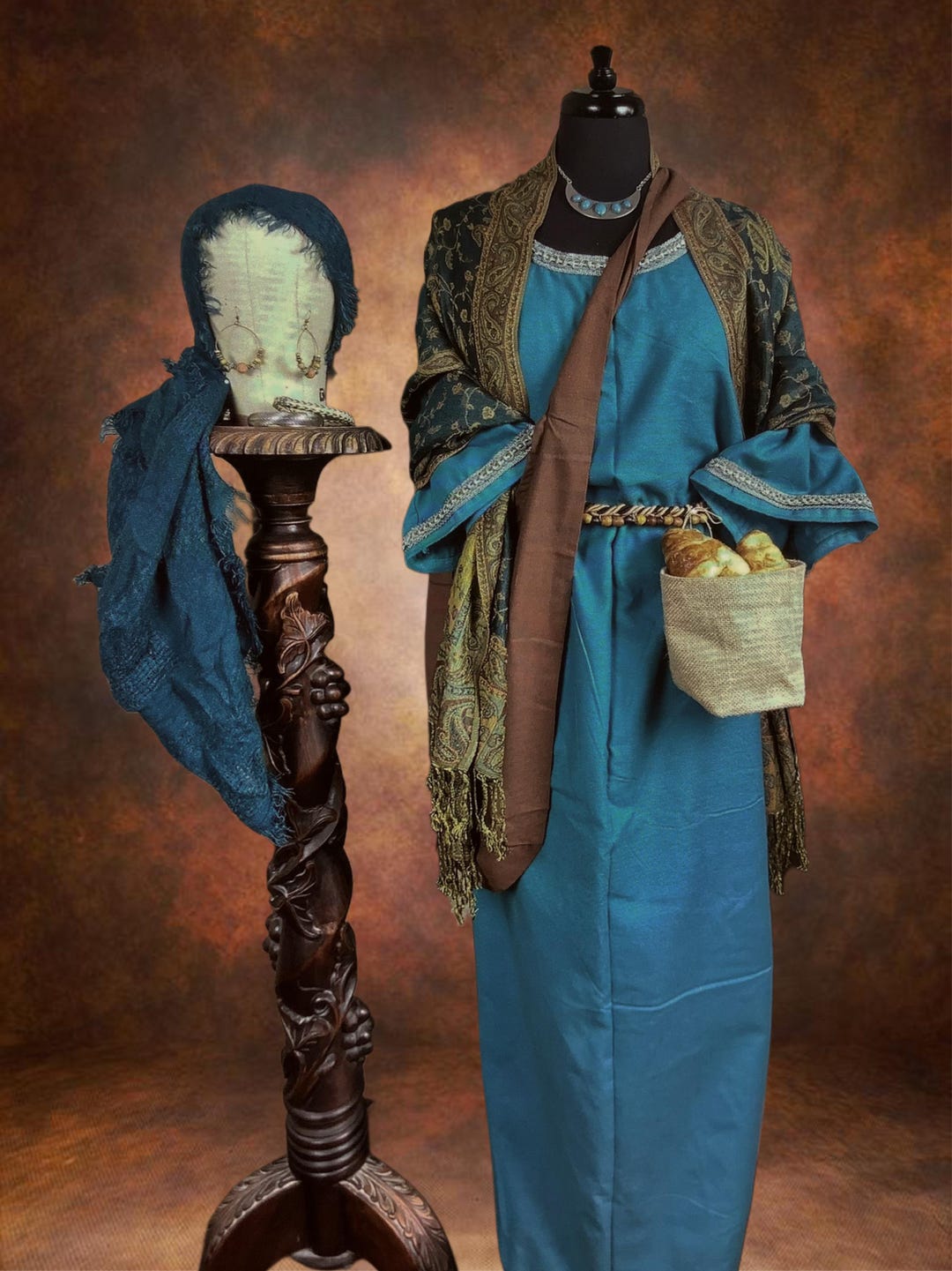 38 Custom Order - the Chosen Costume - Etsy