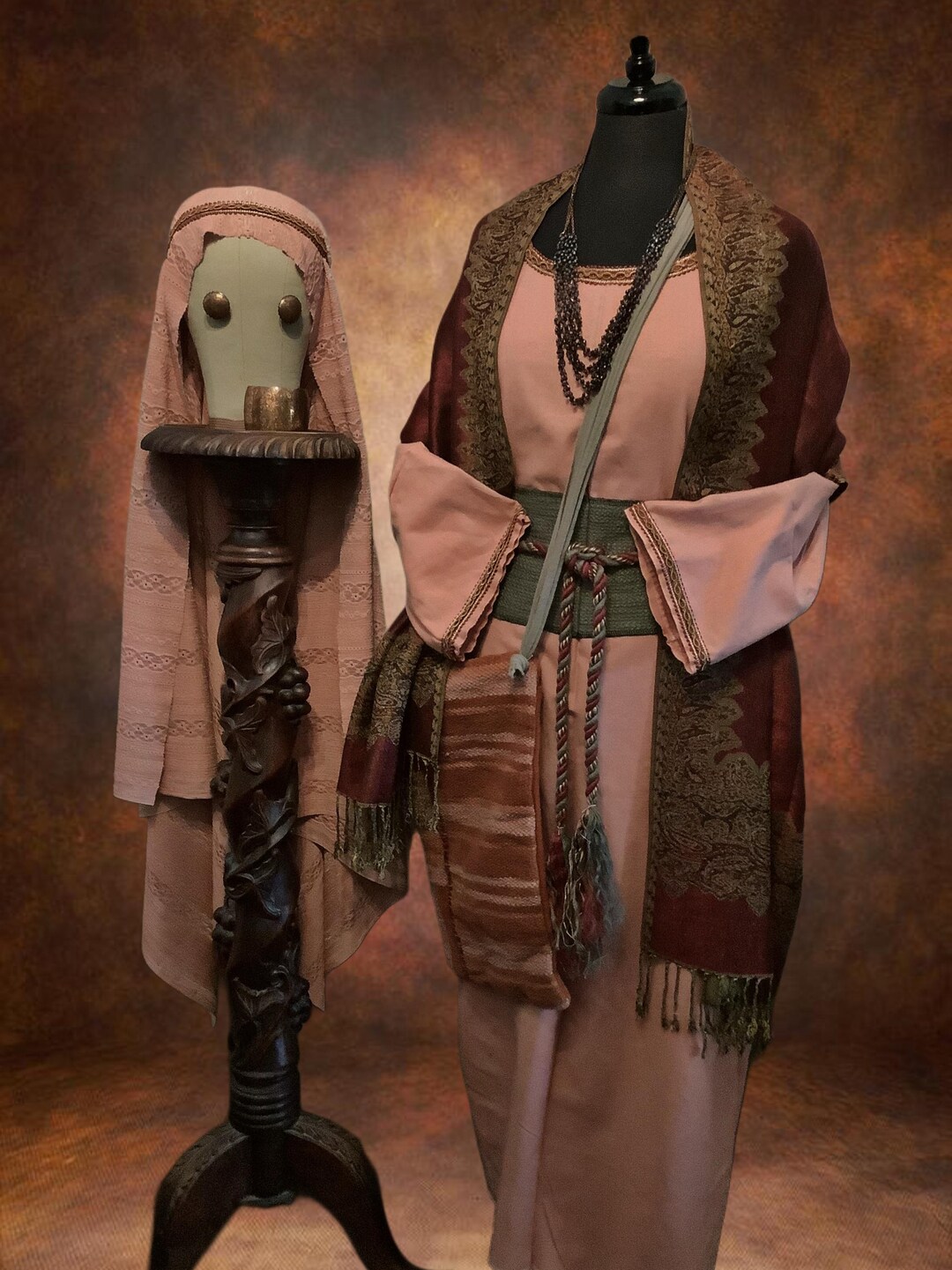 22 Custom Order - the Chosen Costume - Etsy