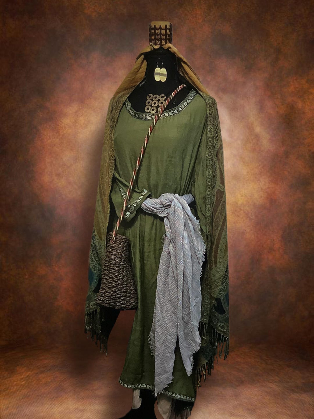 120 Custom Order - the Chosen Costume - Etsy