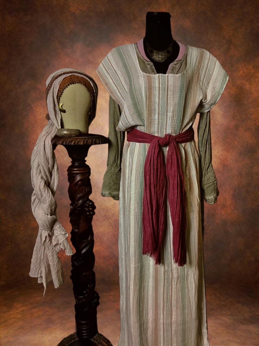31 Custom Order - the Chosen Costume - Etsy