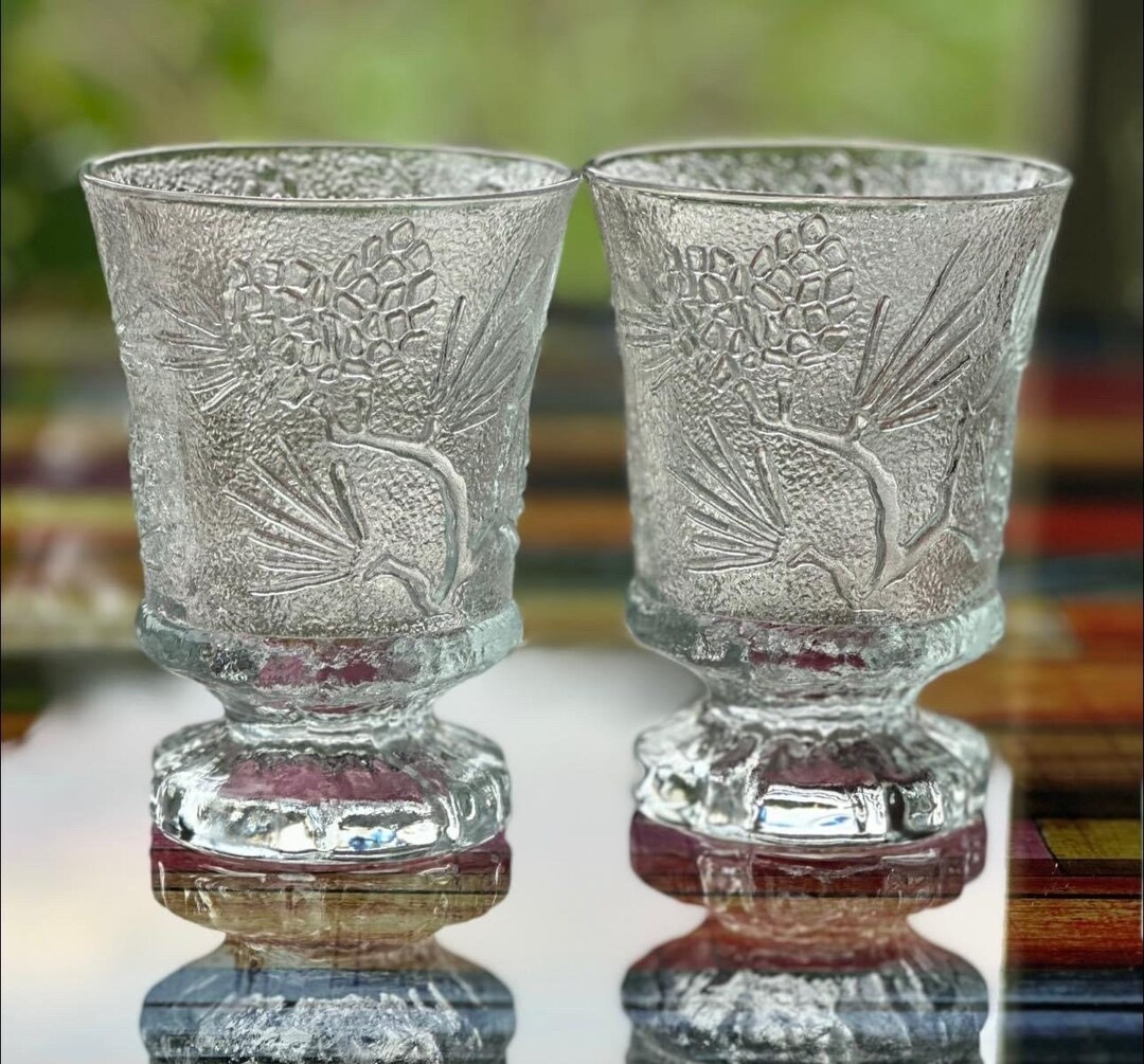 Pair of Tiara Glass Ponderosa Pine Juice Glasses - Etsy