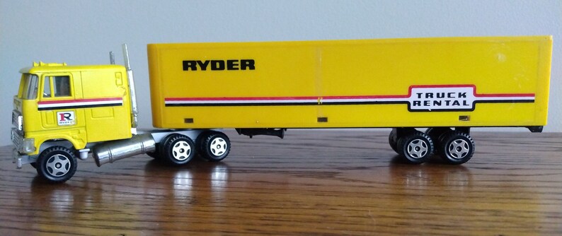 Ertl 1-64 Scale Semi & Trailer Ryder Rental and Leasing Vitess 1-43 ...