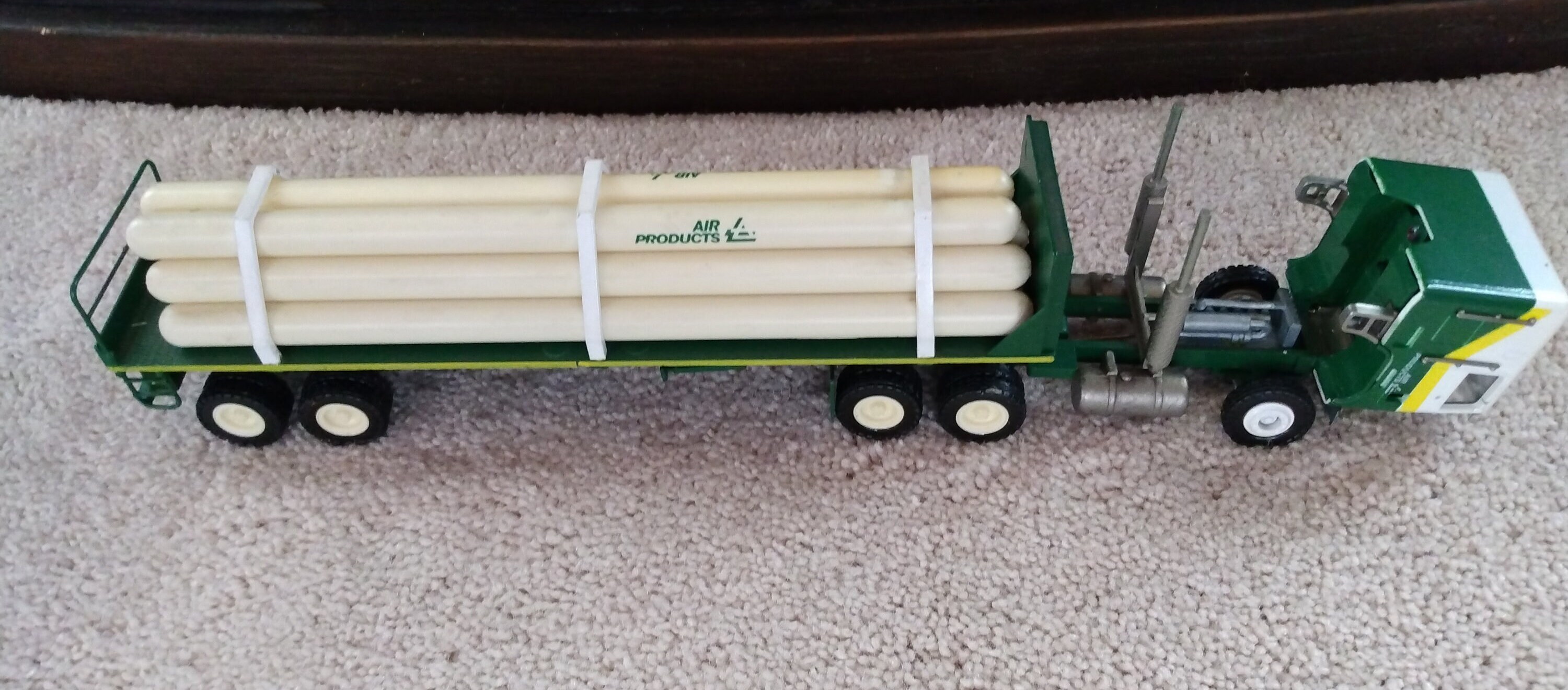 Shinsei 1-50 Scale Freightliner COE Trucks - Eagle Line Auto Carrier ...