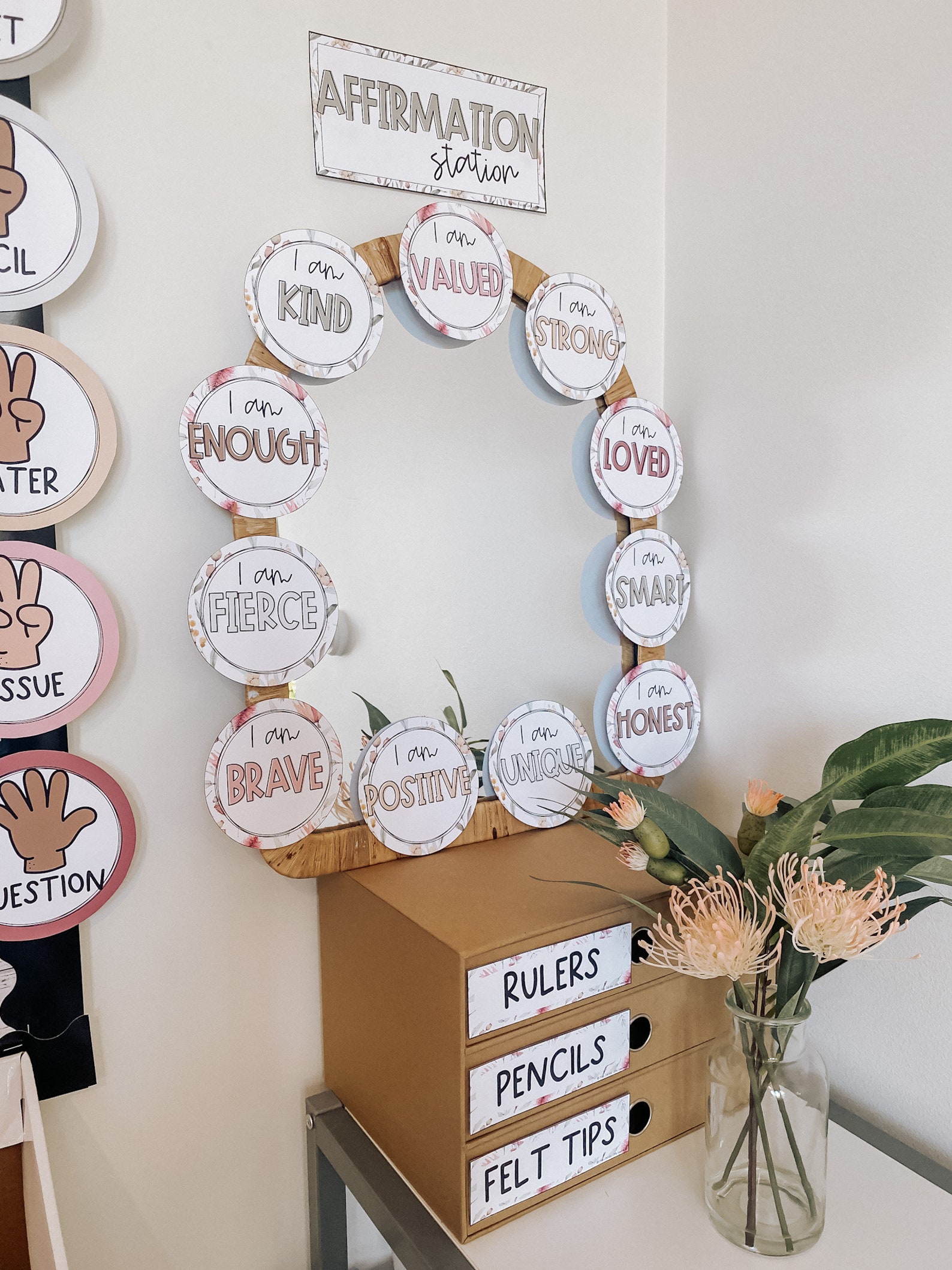 AUSTRALIANA Classroom Decor Bundle | Australian Animals and Native ...