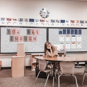 Bulletin Board Lettering Pack | Editable | BOHO & MESSY DOTS | Neutral ...