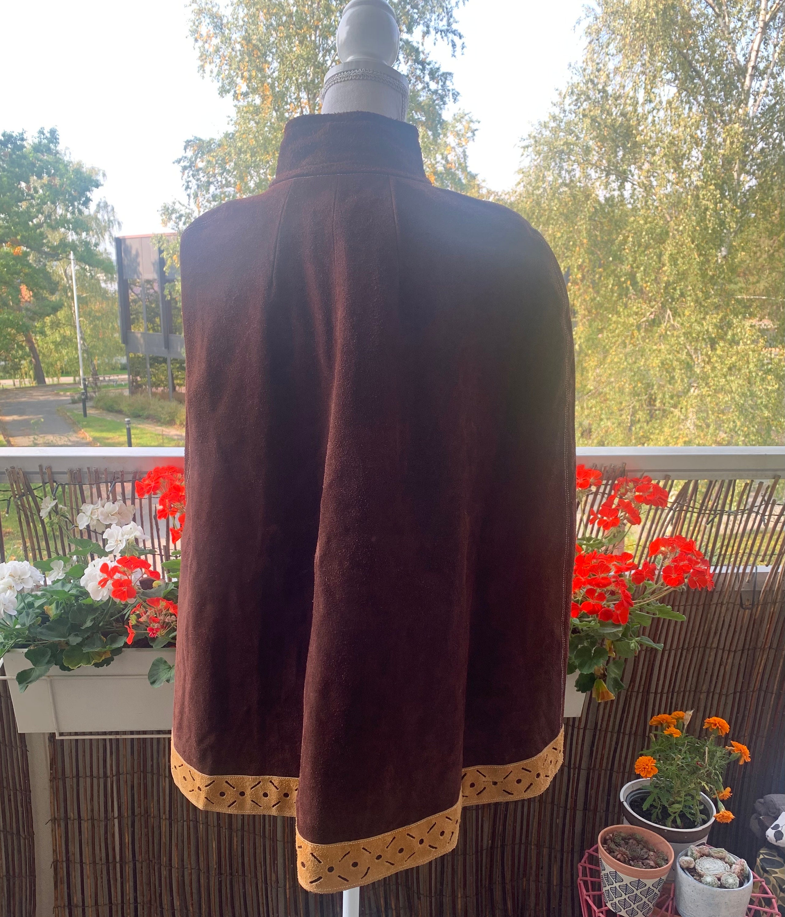 VTG 1960/70s Dark Brown Suede Cape - Etsy