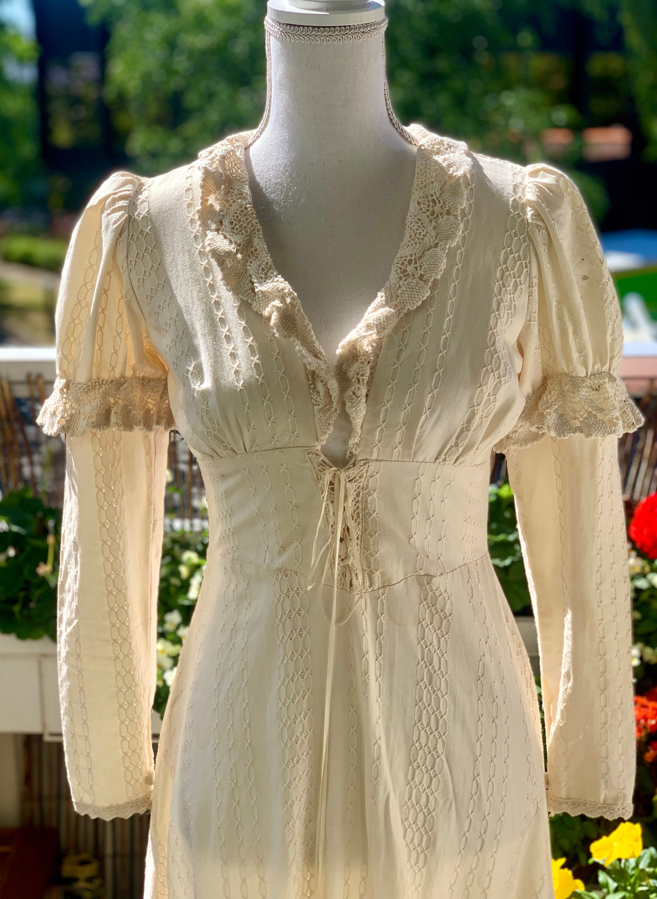 VINTAGE 1970s Cottagecore / Renaissance Forbidden Fruit Cotton Maxi Dress - Etsy