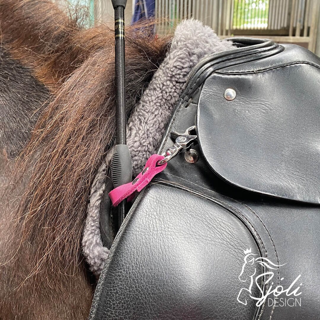 Crop Holder Made of Fine Oiled Leather - Etsy