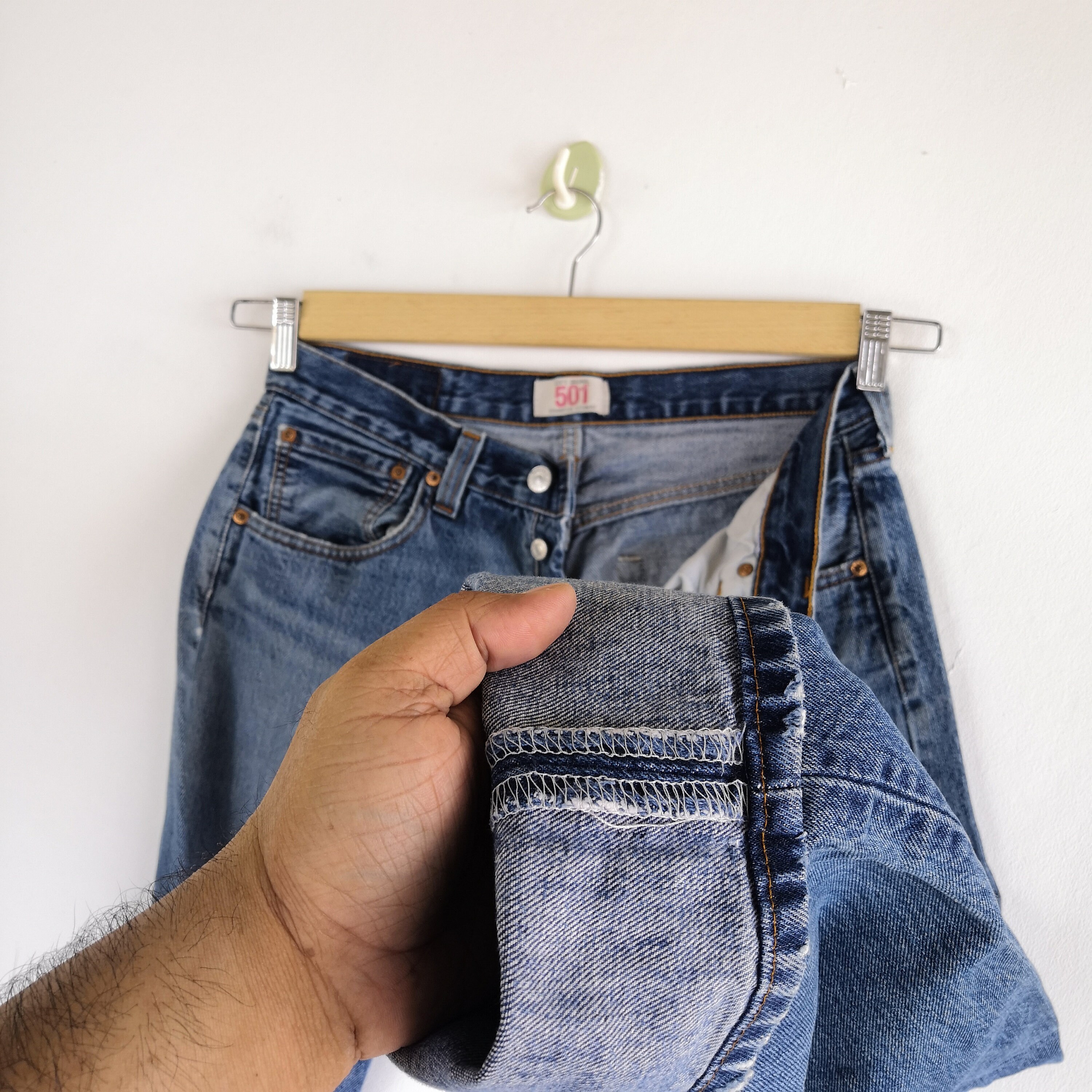 W30 Vintage Levi's 501 Light Wash Jeans 90s Levis Womens W30 Vintage Levi's 501 Light Wash Jeans 90s Levis Womens