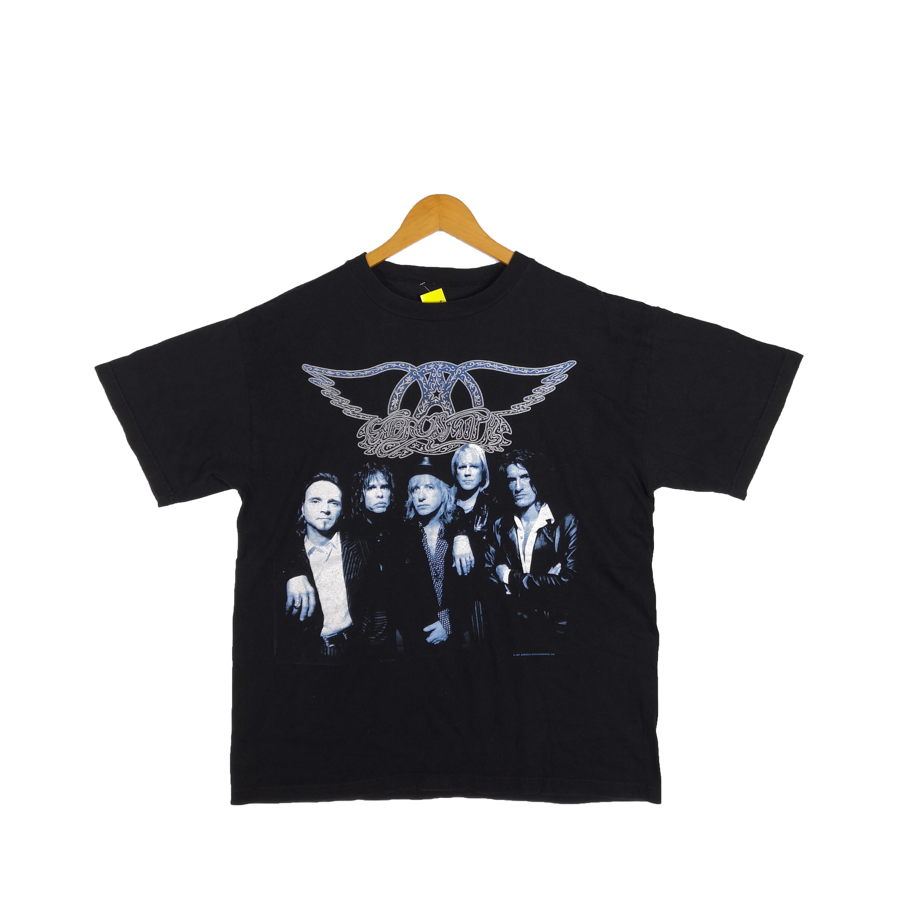 Vintage 1997 Aerosmith T-shirt Large World Tour T-shirt Nine Vintage 1997 Aerosmith T-shirt Large World Tour T-shirt Nine