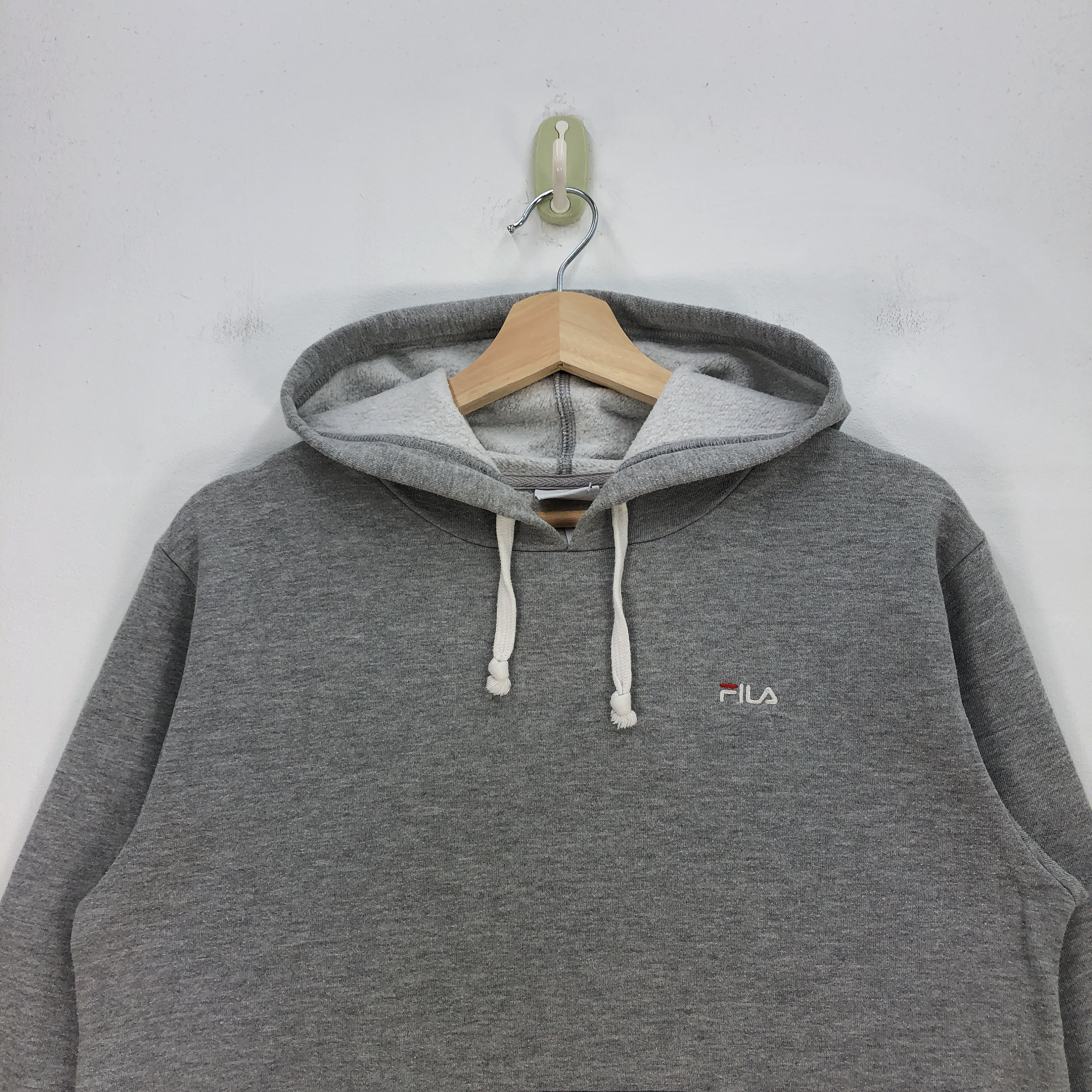 Vintage Fila Sweatshirt Hoodie Large Womens Fila Small Logo Sweater ...