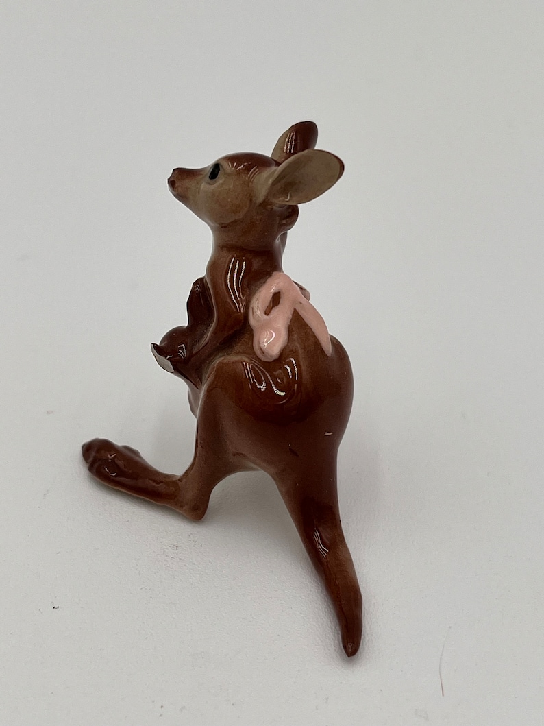 Hager Renaken Kangaroo With Joey Figurine (chip) - Etsy