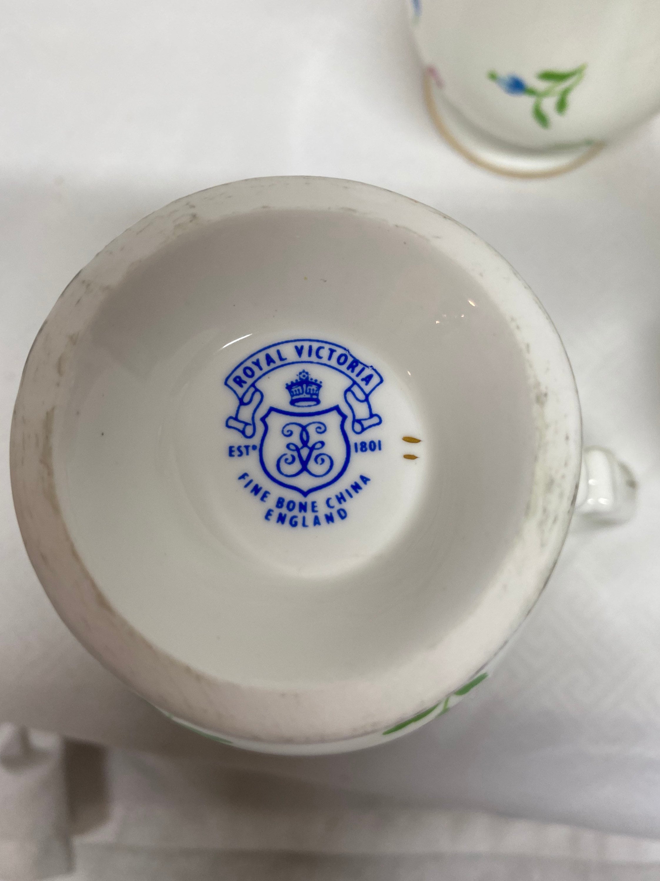 Rose Tea Pot and Four Royal Victoria Tea Cups - Etsy