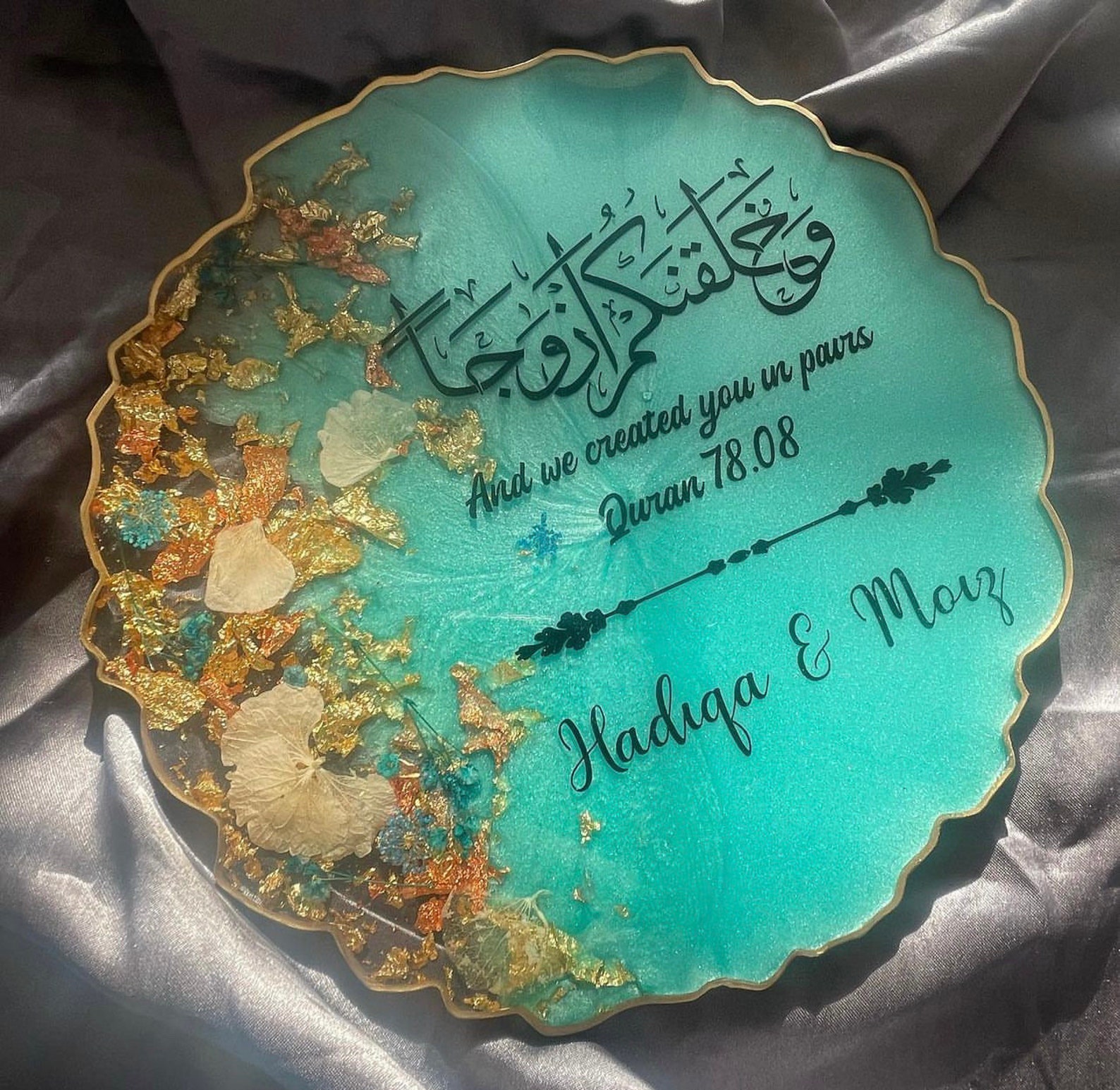 Round Custom Resin Ring Plate With Two Ring Holders Nikkah - Etsy UK