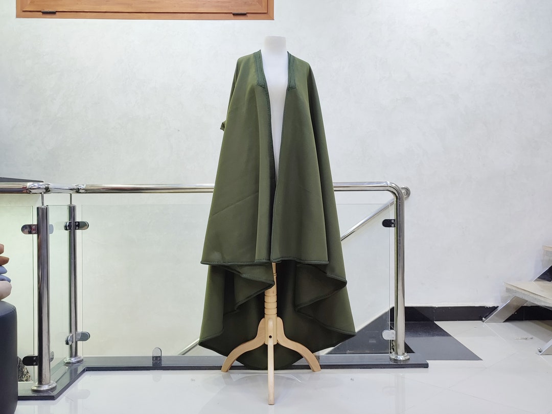 Luxury Soft Heavy-weight Woolen Cape, 55 Inches Length Moroccan Silham ...