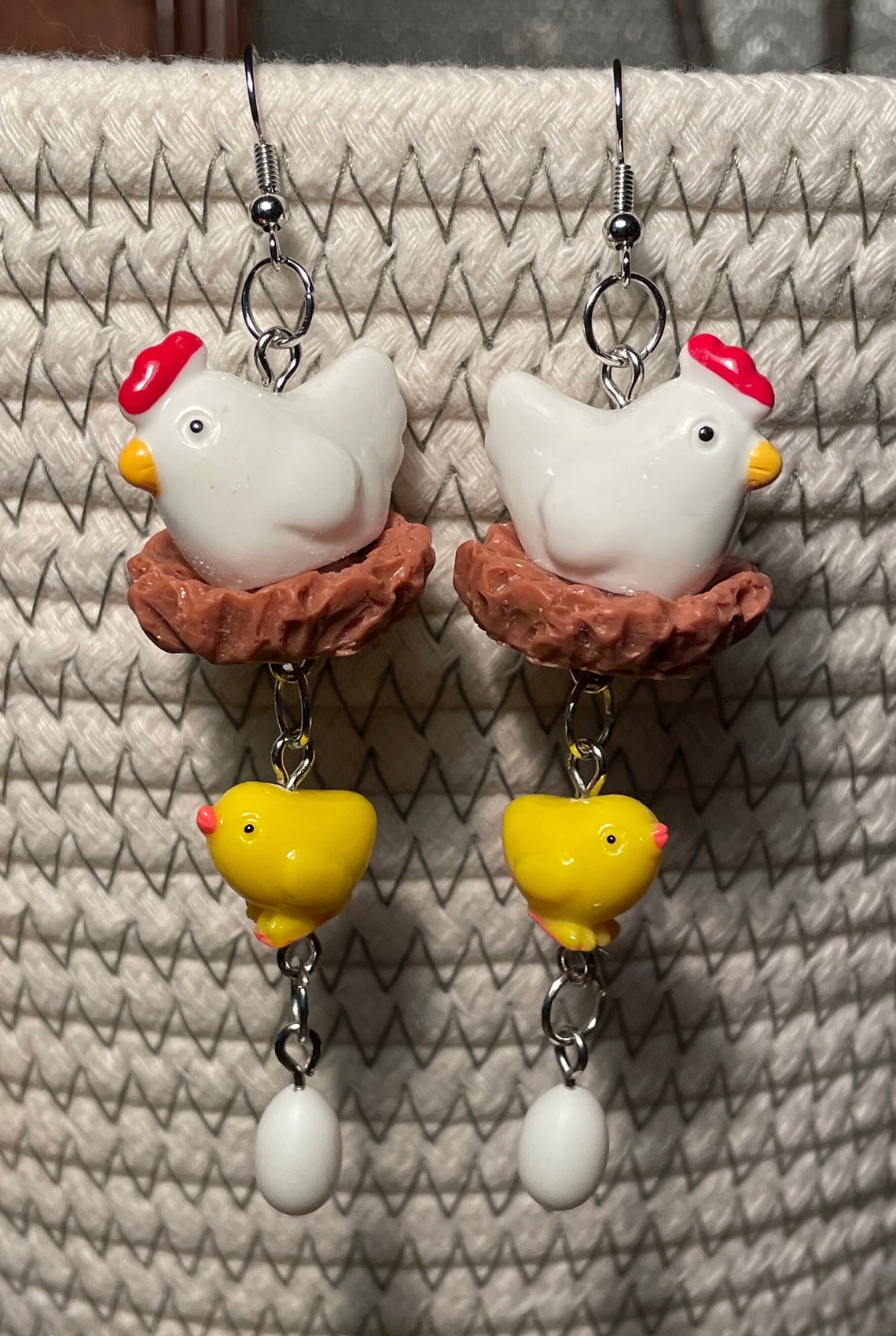 Cute Chicken and Chick Earrings! Hen on Nest - Etsy