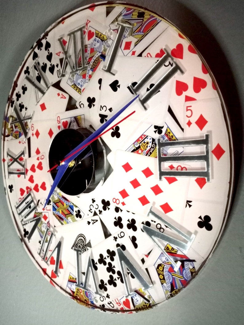 Custom Resin Poker Card Clock - Etsy