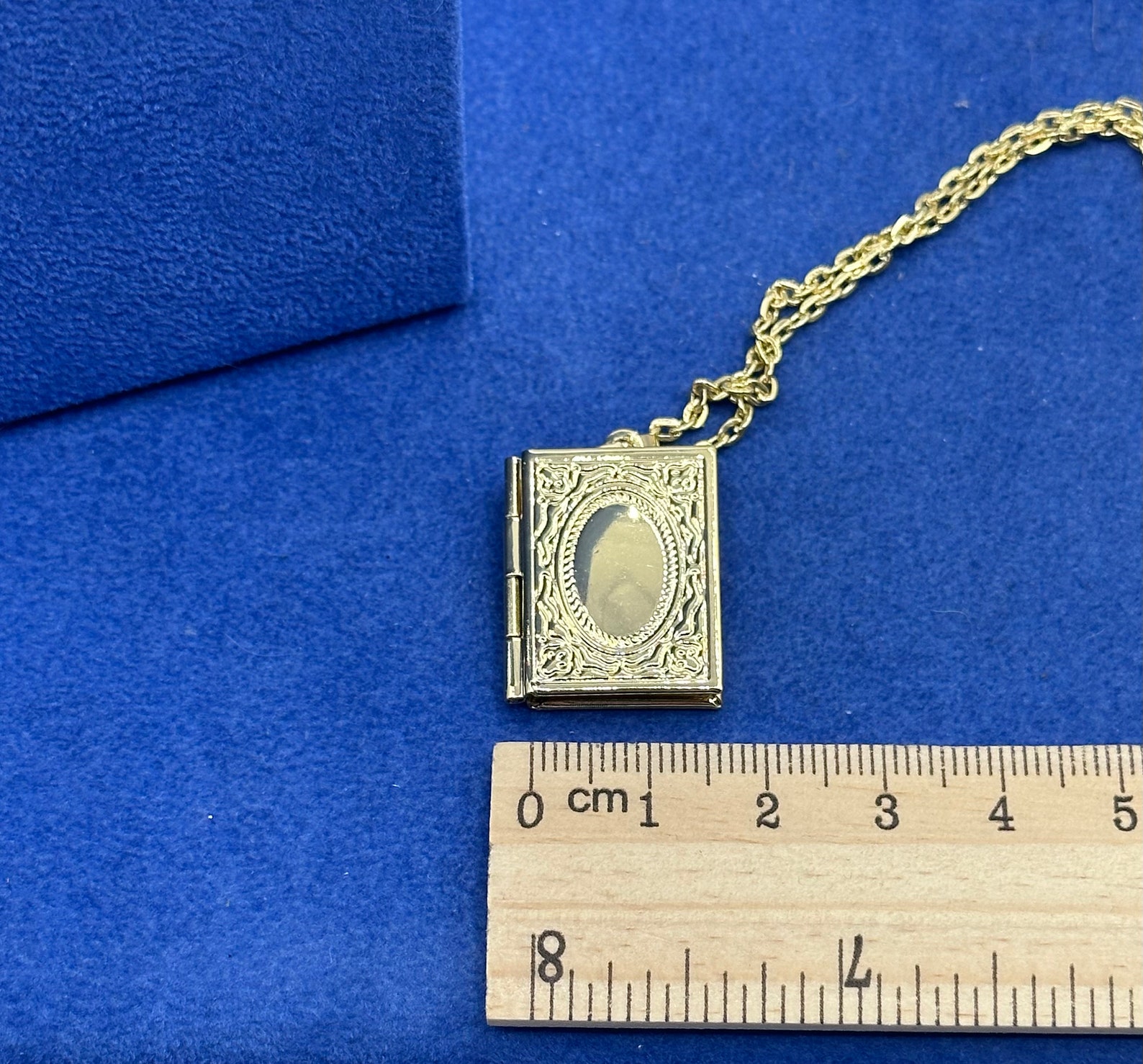 Gold Plated 18kt Book Style Locket With Detailed Engraved Cover ...