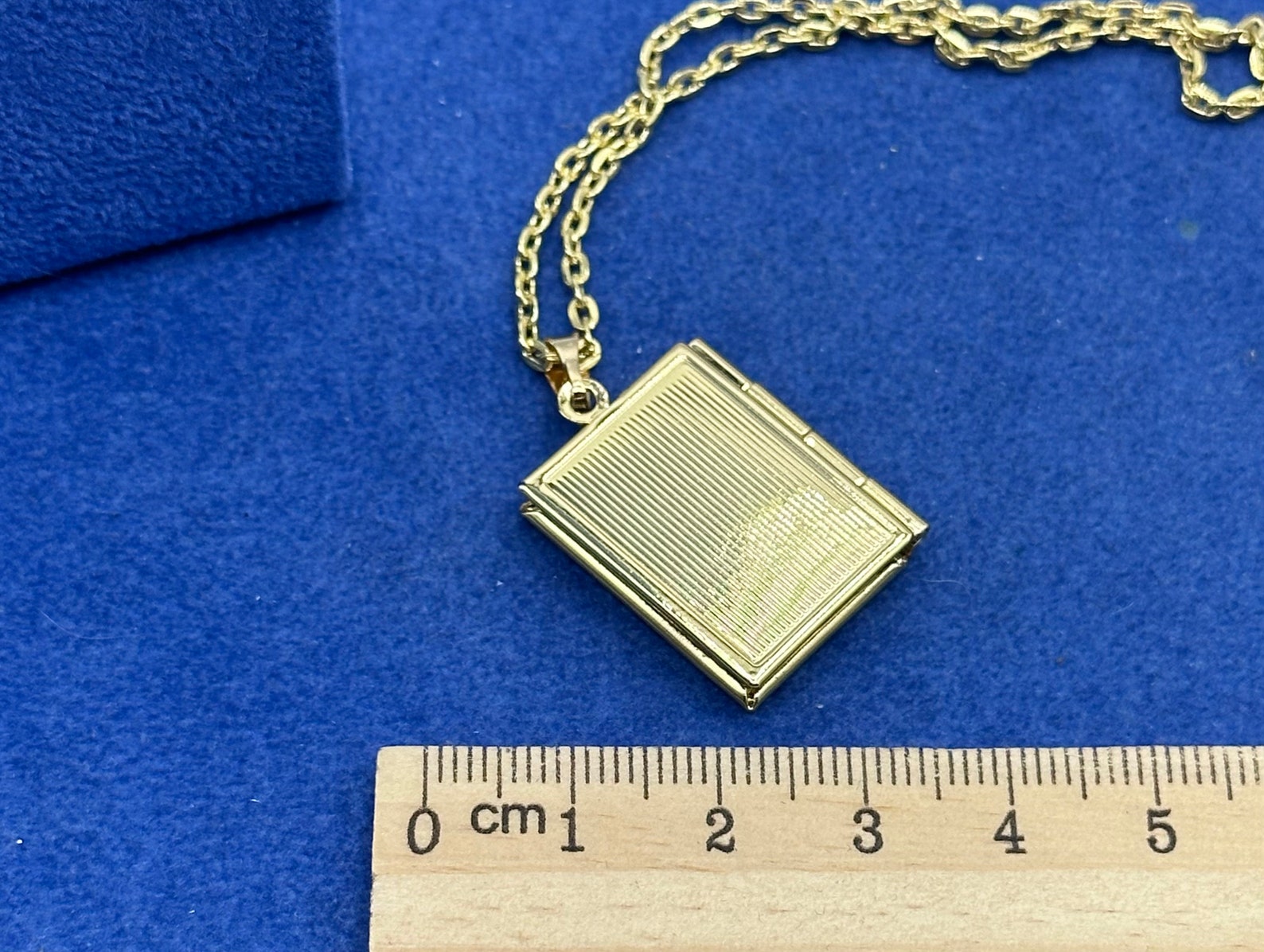 Gold Plated 18kt Book Style Locket With Detailed Engraved Cover ...