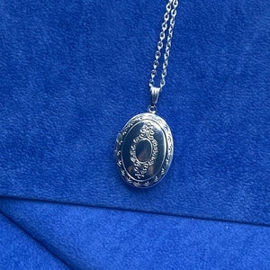 Stainless Steel Oval Photo Locket With a Regency Floral Design With ...