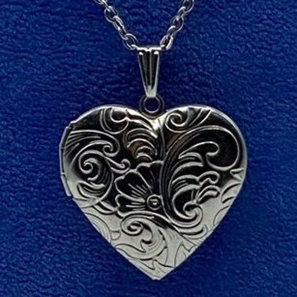 Heart Shaped Locket - Etsy