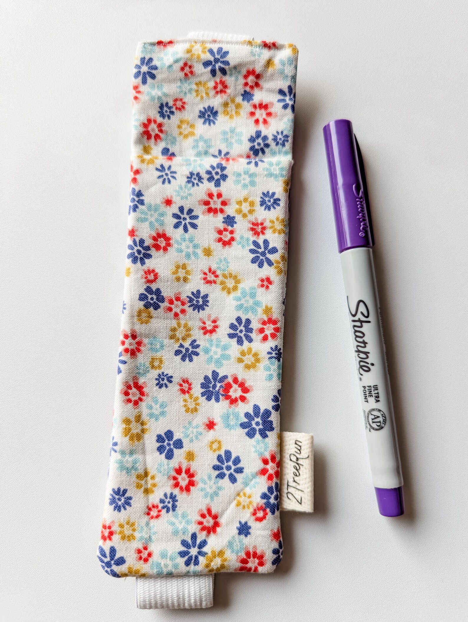 Floral Blue Red Yellow Fabric Pen Holder, Elastic Bookmark, for ...