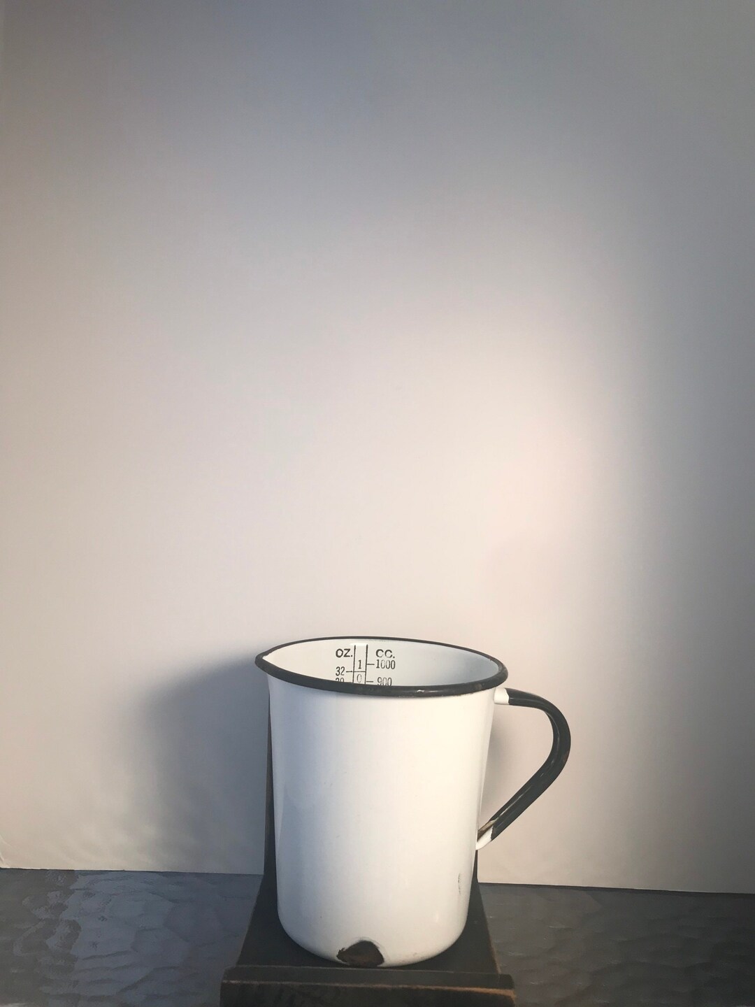 Vintage Enamel Measuring Cup - Etsy