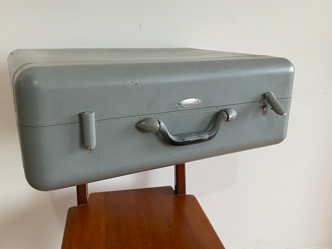 HALLIBURTON Authentic Original Late 30s, Early 40s Very Scarce Aluminum ...