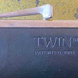 TILLEY Twin Canada Oxblood / Burgundy Calf Leather Woman's Long ...