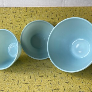 FIRE KING Turquoise Blue Splash Proof Bowls Nest of 3 Vintage 1956-58 ...