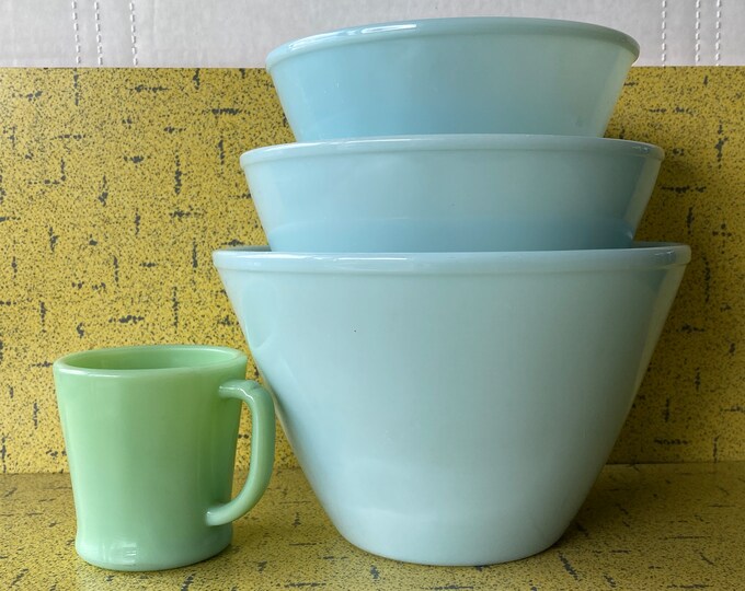 FIRE KING Turquoise Blue Splash Proof Bowls - Nest of 3 Vintage 1956-58 ...